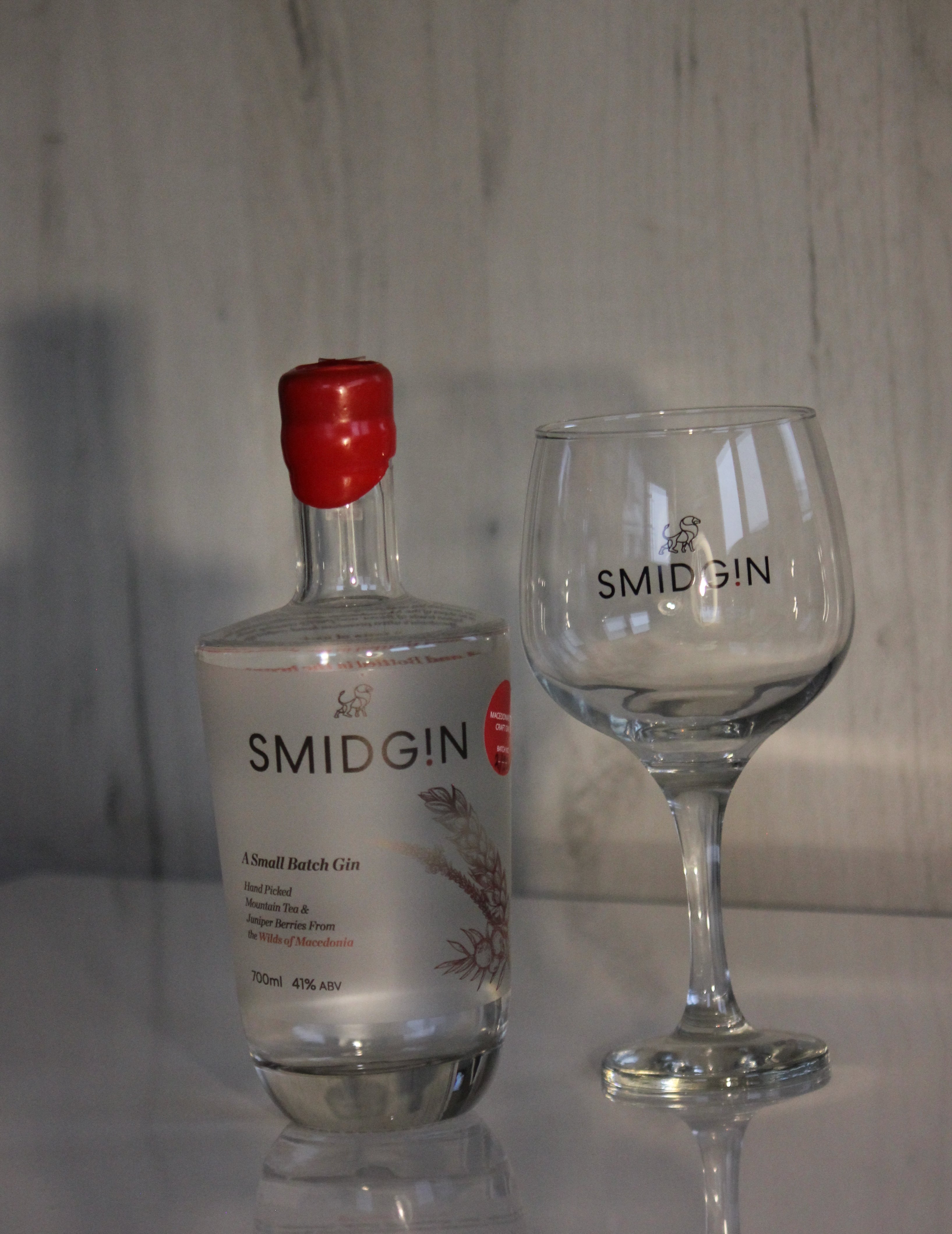 Smidgin 700ml & branded glass – Smidgin Shop